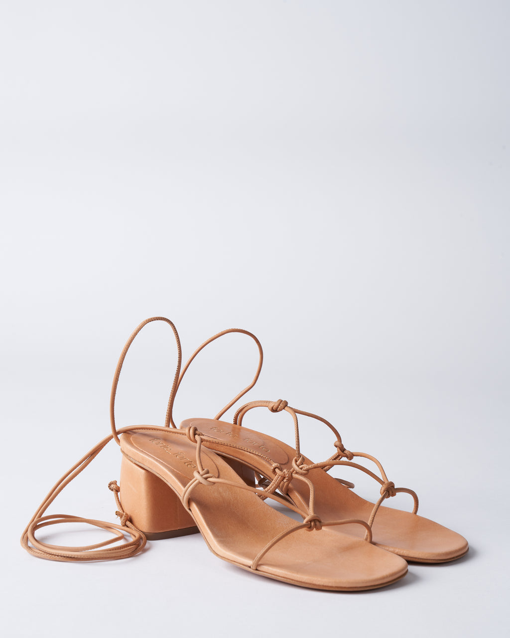 Forte Forte Leather Strings Heeled Sandal Naturale – scarpa